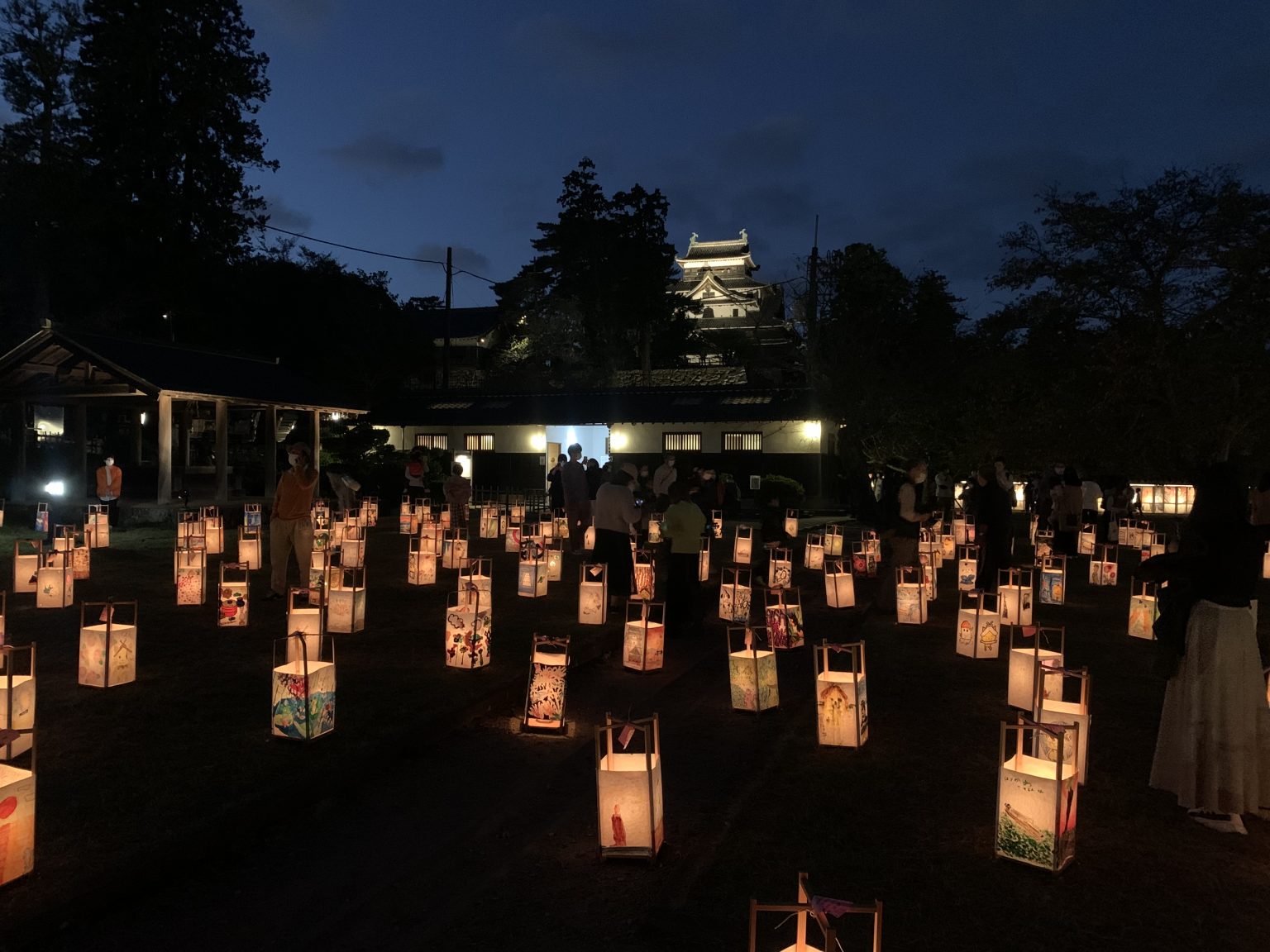 Japan’s enchanting Suirourou Lantern Festival illuminates Matsue nights ...